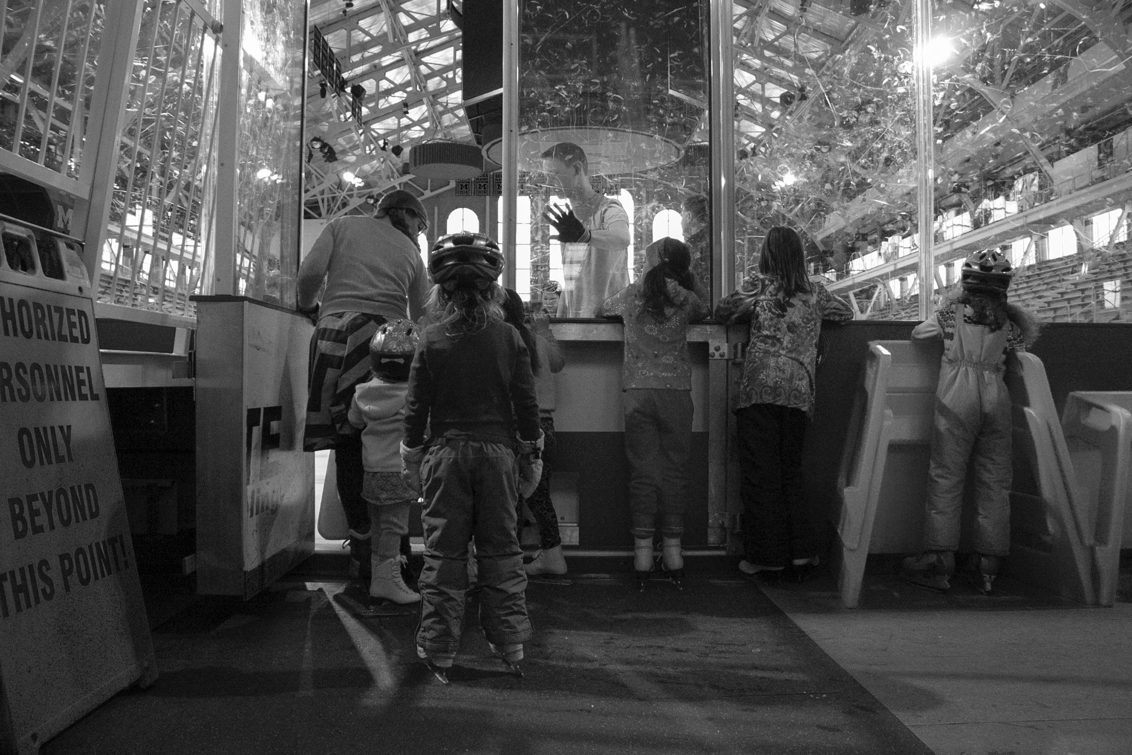 Carly Strauss: Noon Skate | U-M Stamps